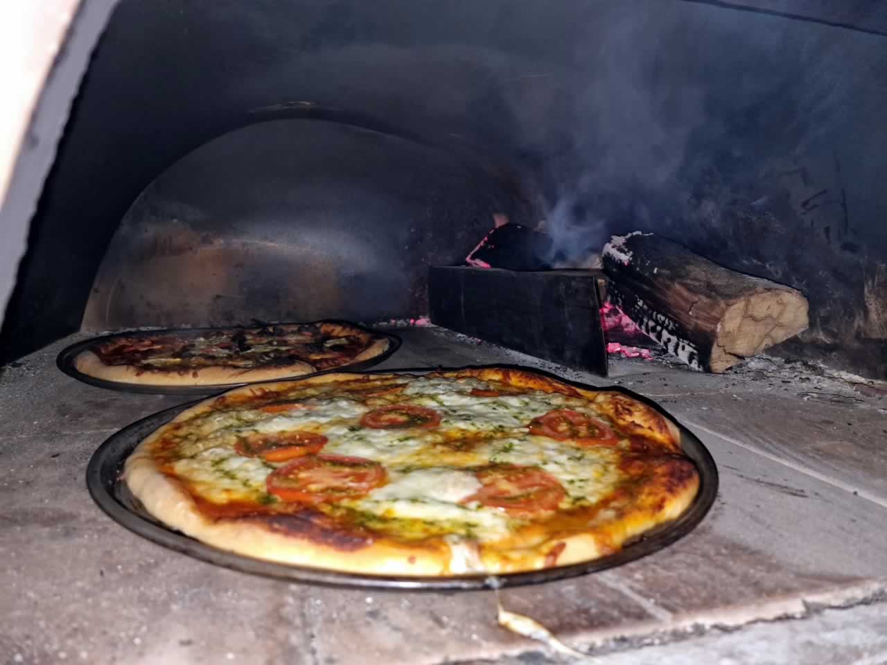 Gallery | Coach and Horses Pub, Longborough